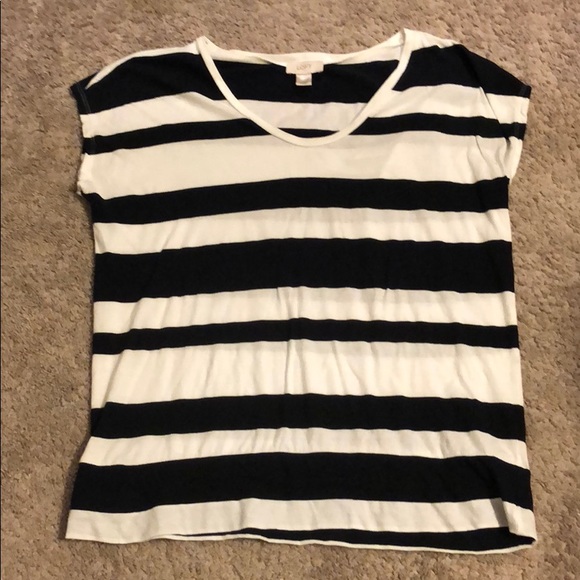 LOFT | Tops | Womens Loft Tee | Poshmark